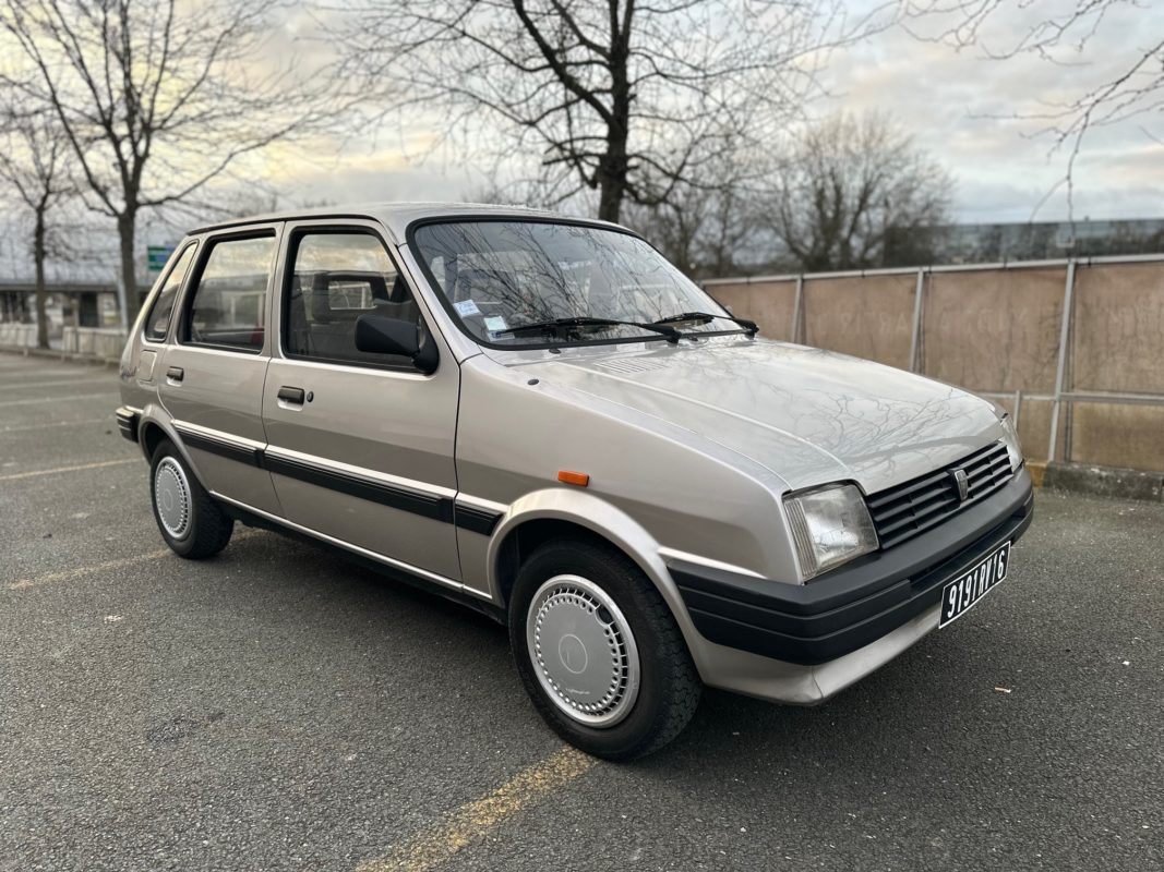 1990 Austin METRO